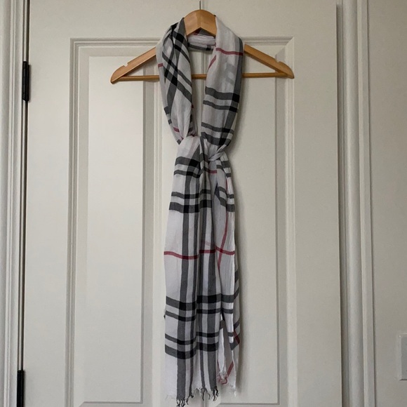 Accessories | Designer Inspired Scarf White Red And Black | Poshmark